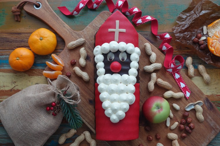 Kreativ backen für Kinder: Nikolaus – Schoko – Kuchen – linzersmileys
